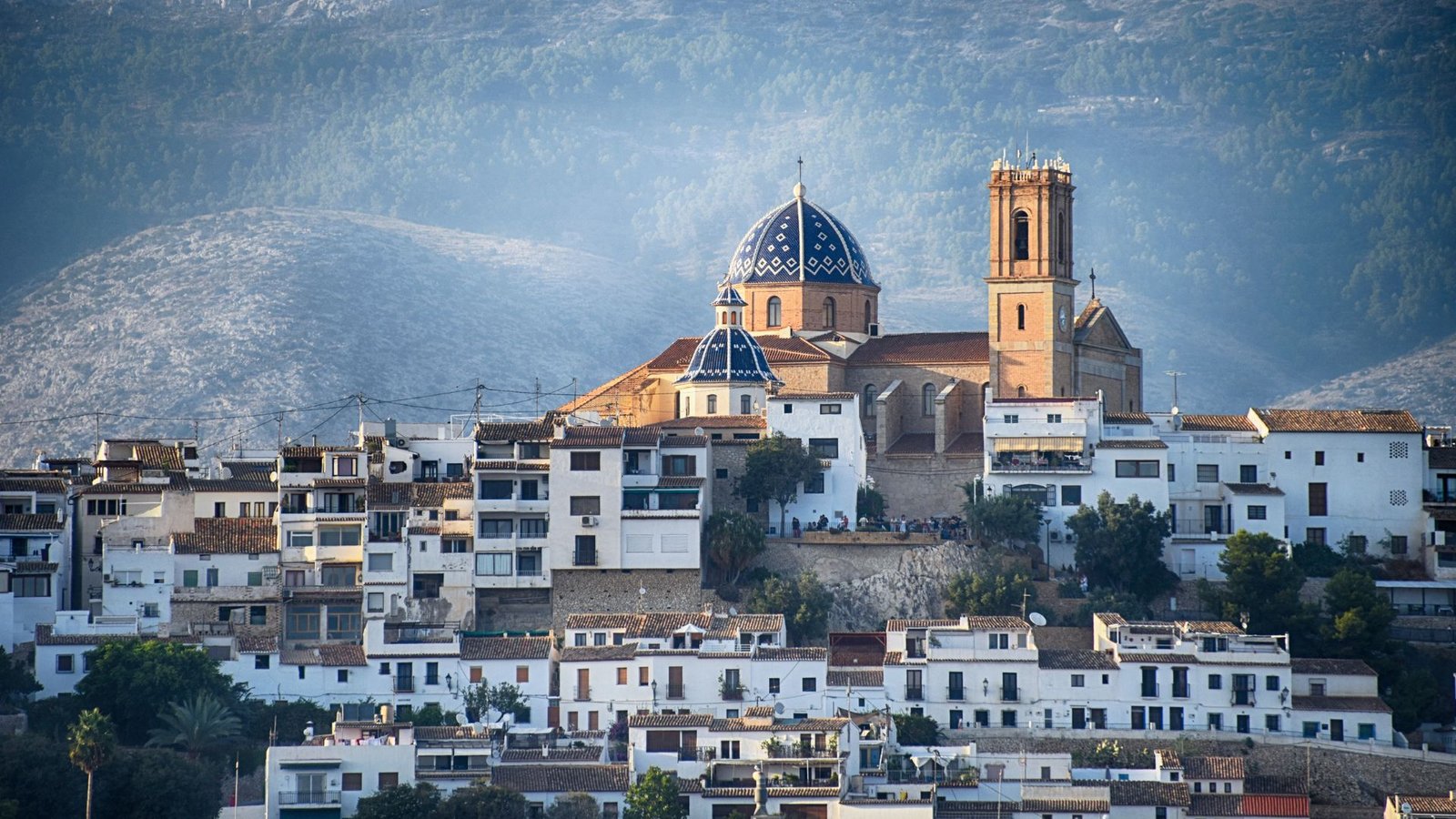 Old town of Altea: what to see, how to get there, where to eat and ...